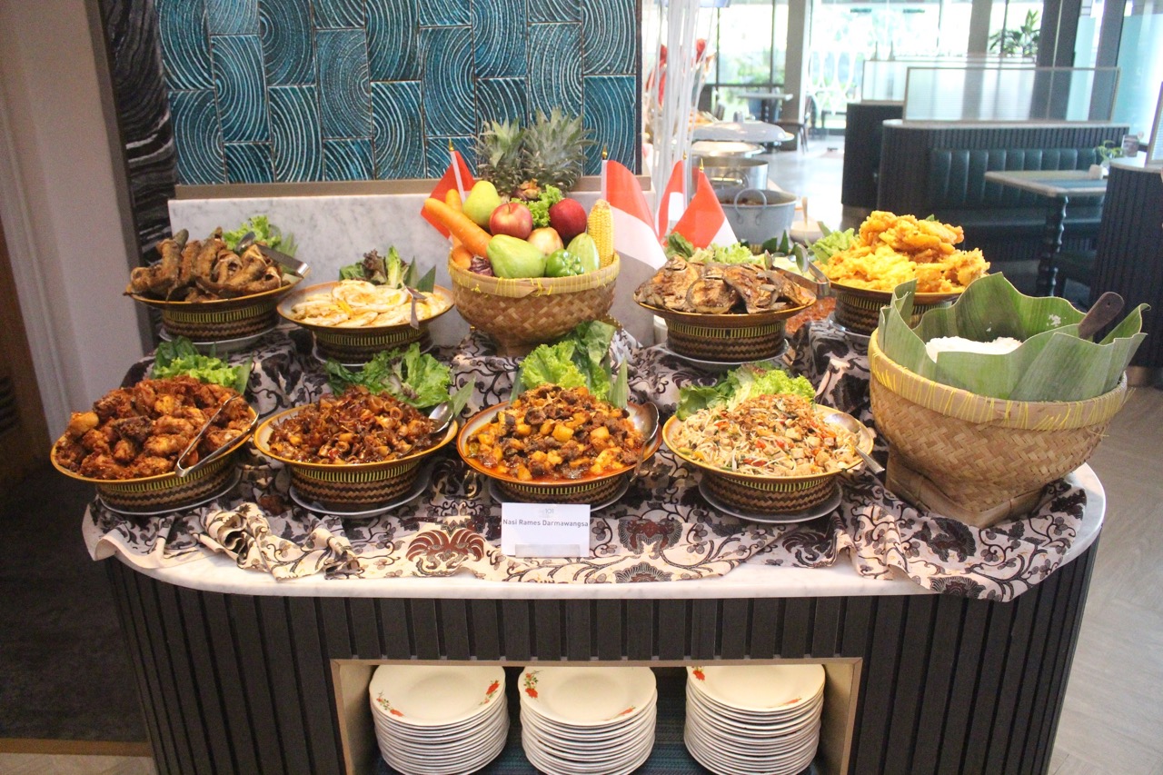 Buffet 'Untuk Nusantaraku’ Persembahan Tos.Ca | Click and Scroll